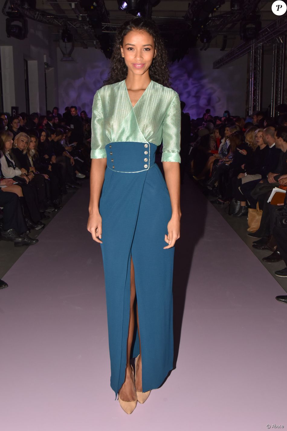 Flora Coquerel (Miss France 2014) - Défilé Georges Chakra, collection ...