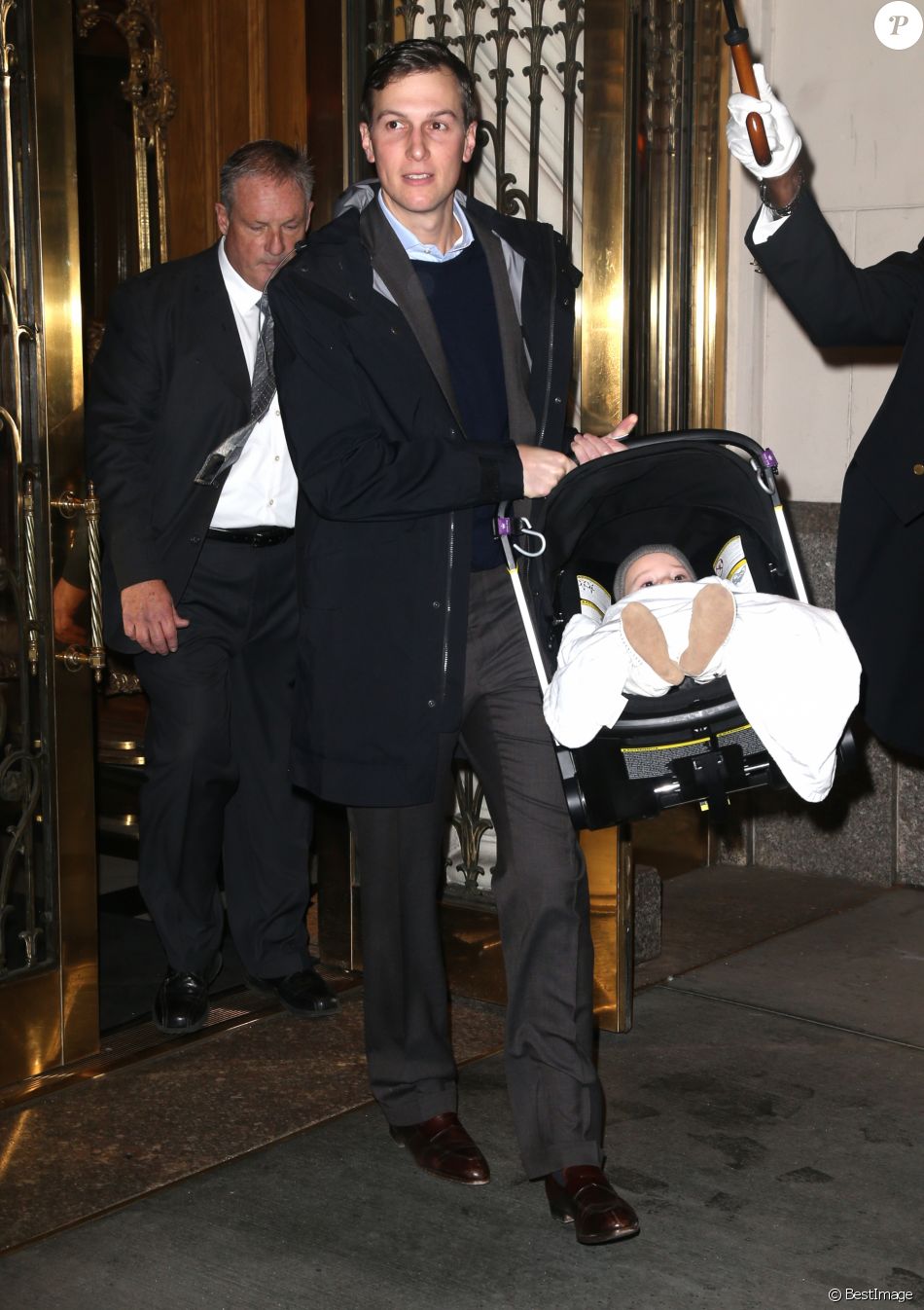 Le mari d'Ivanka Trump, Jared Kushner et ses enfants Joseph Frederick ...