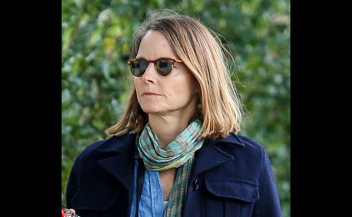 Photo : Exclusif - Jodie Foster se rend dans un salon de coiffure à ...