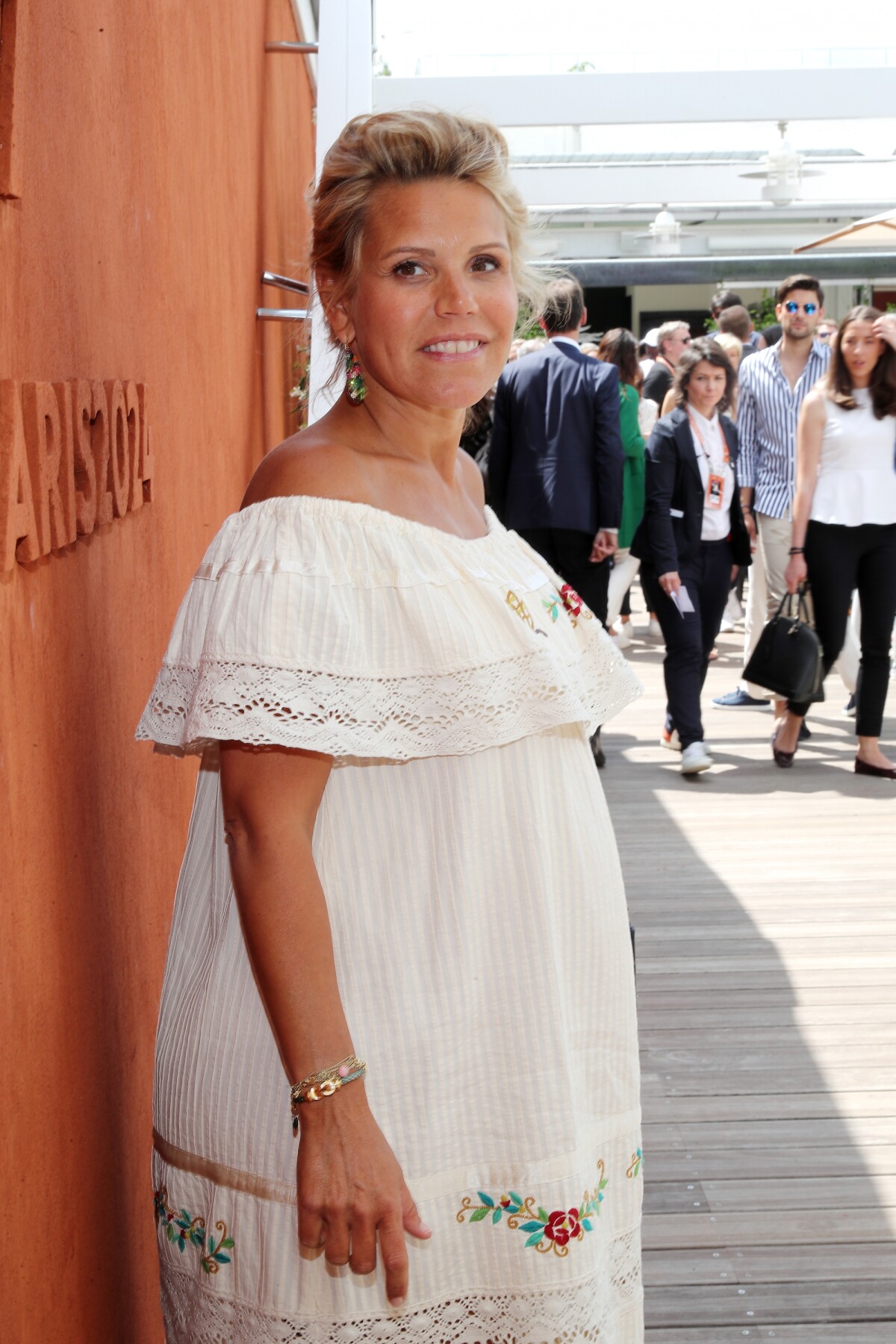 Photo : Laura Tenoudji (enceinte) au village lors des internationaux de ...