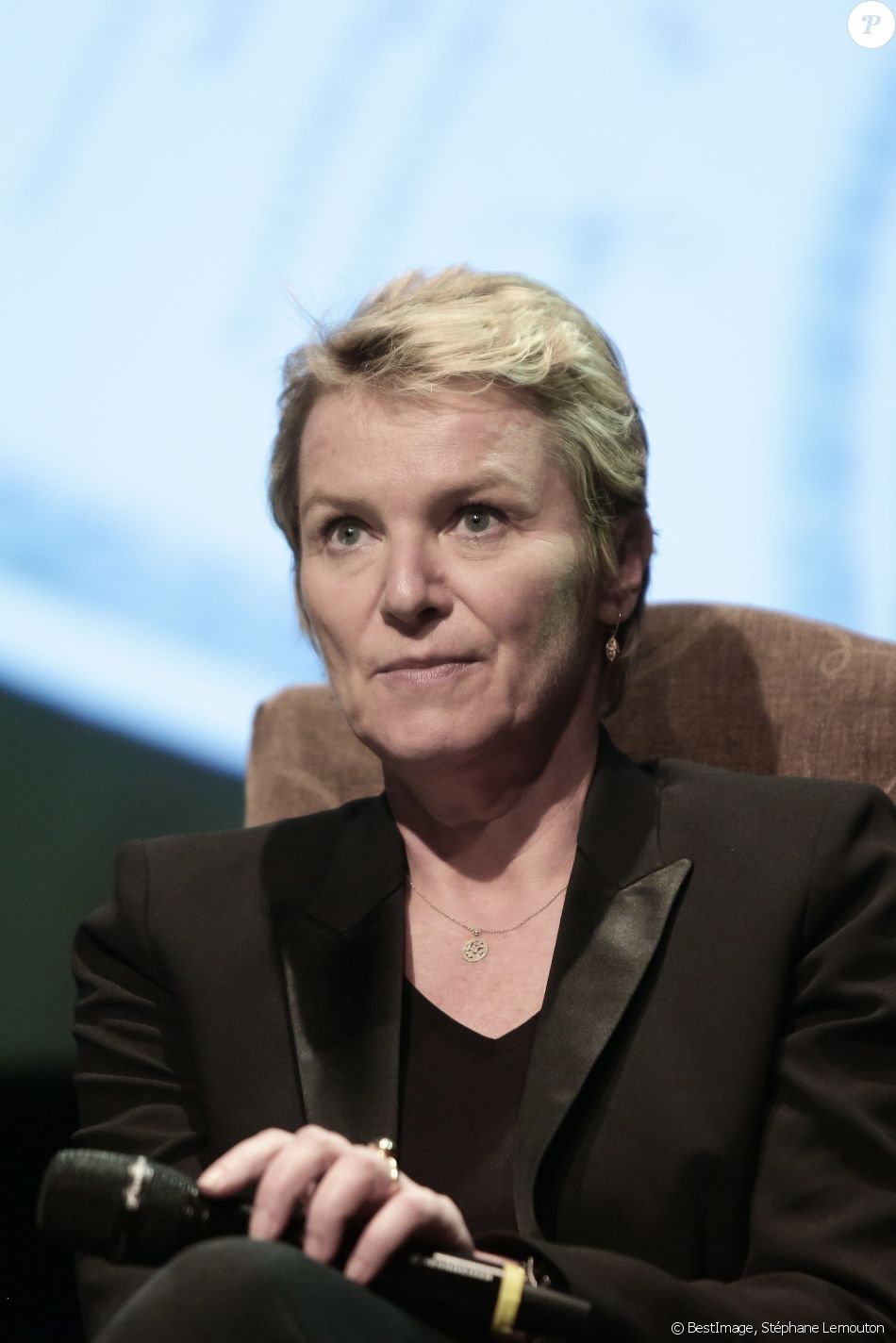 La journaliste Elise Lucet au débat Les combats du journalisme ...