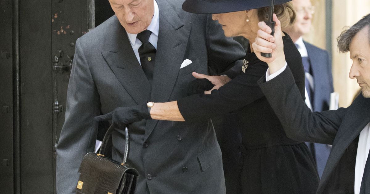 Norton Knatchbull, le fils de la défunte et nouveau comte Mountbatten ...