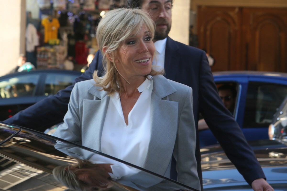 Vidéo : Brigitte Macron en interview pour Francetvinfo lors du ...