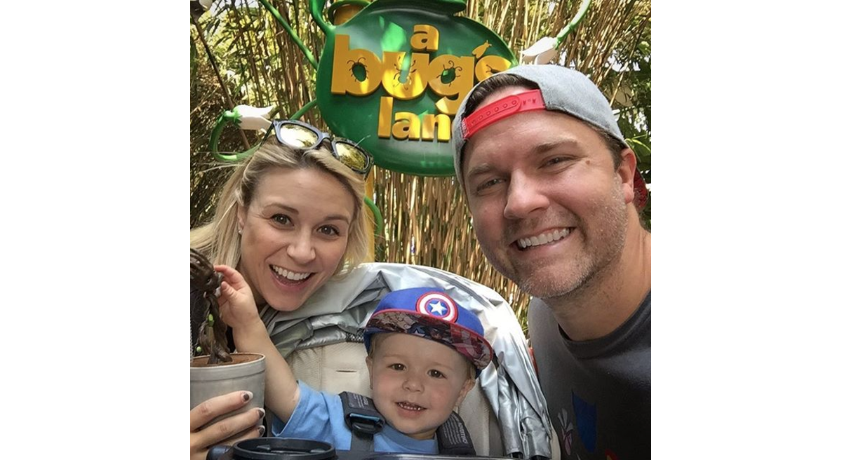 Photo : Scott Porter et sa femme Kelsey avec leur fils McCoy. La ...