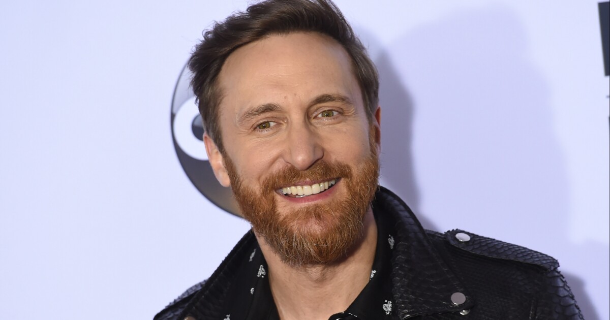 David Guetta présente son fils Tim Elvis, 13 ans - Purepeople