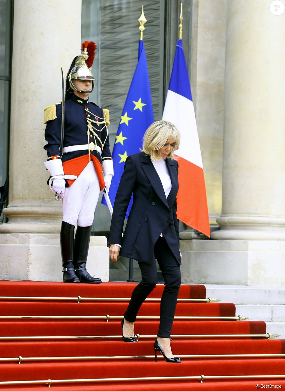 Brigitte Macron (Trogneux ) accueille Nadia Al Chami, la femme de ...