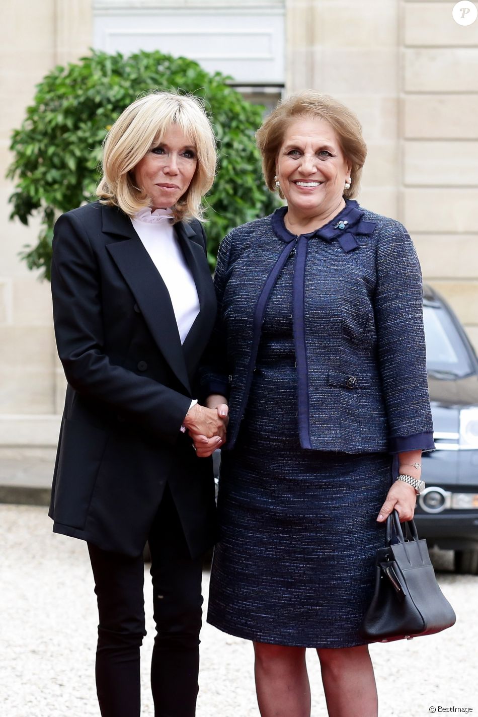 Brigitte Macron (Trogneux ) accueille Nadia Al Chami, la femme de ...