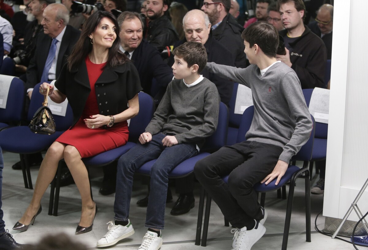 Photo : Véronique Zidane et ses enfants Elyaz et Théo - Zinedine Zidane ...