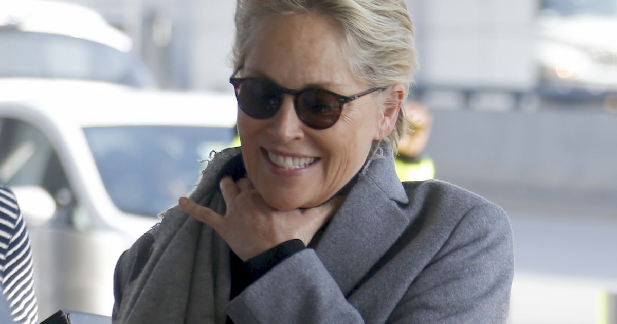 Sharon Stone arrive à l'aéroport international John-F.-Kennedy (JFK) de ...