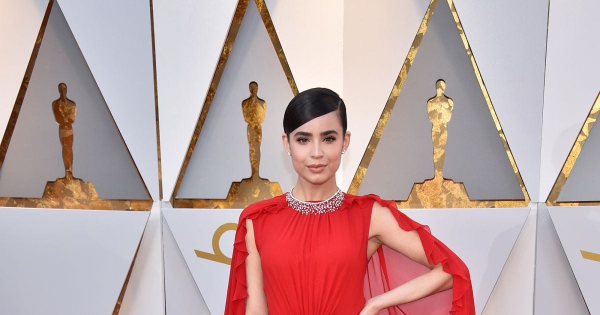 Sofia Carson sur le tapis rouge des Oscars au Dolby Theatre, Los ...