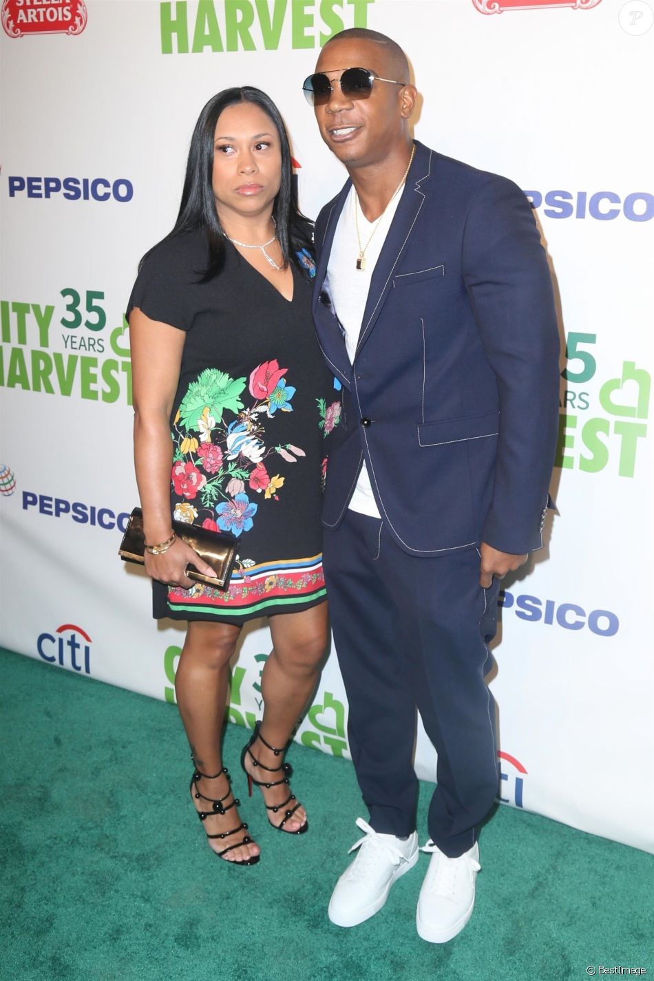 Aisha Atkins et sa femme Ja Rule au 35e gala annuel City Harvest à New ...