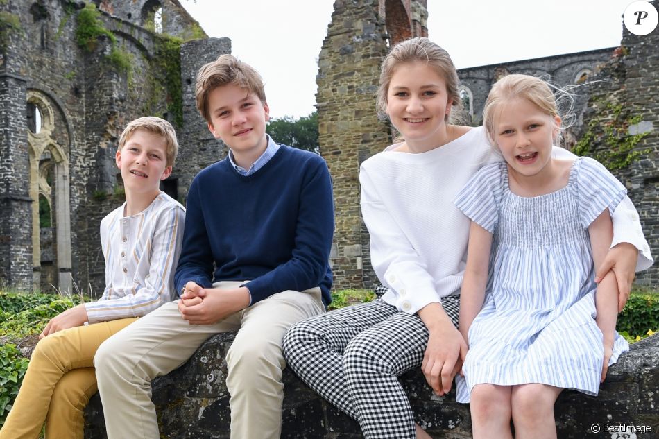 Le prince Emmanuel, le prince Gabriel, la princesse Elisabeth et la ...