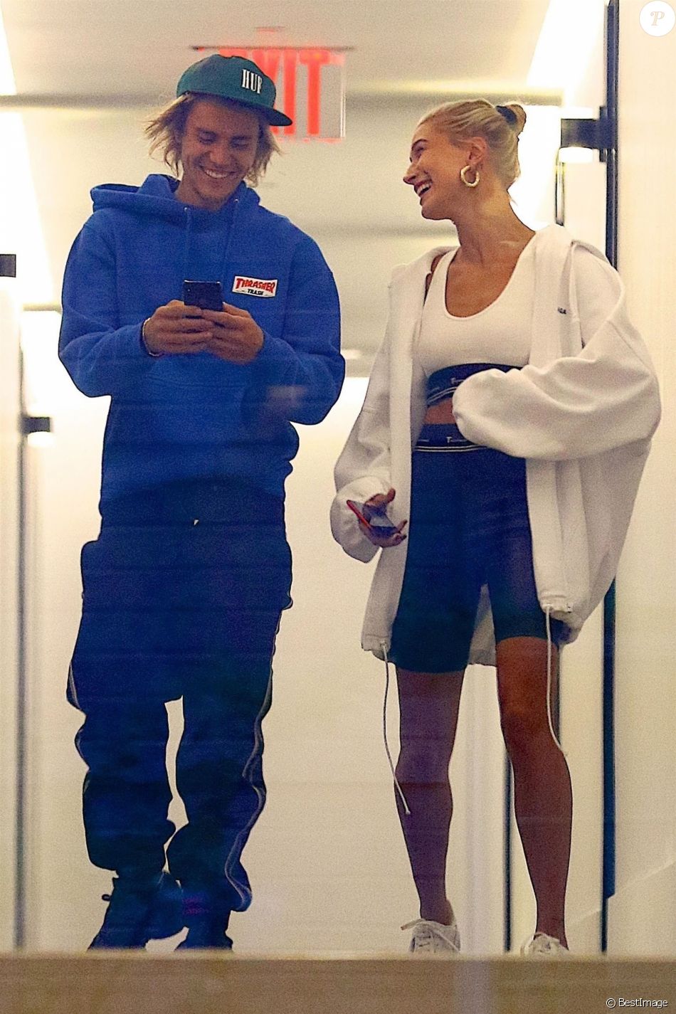 Justin Bieber et sa fiancée Hailey Baldwin sont allés faire du shopping ... Justin Bieber et sa fiancée Hailey Baldwin sont allés faire du shopping ...