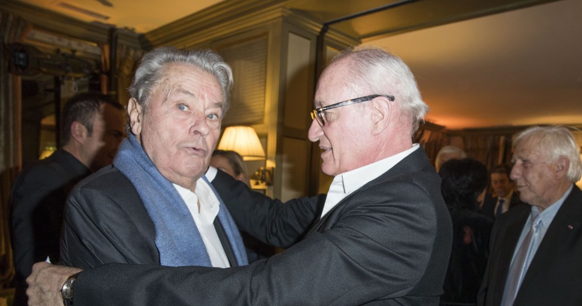 Exclusif - Alain Delon et Pascal Desprez - Dîner pour le lancement du ...