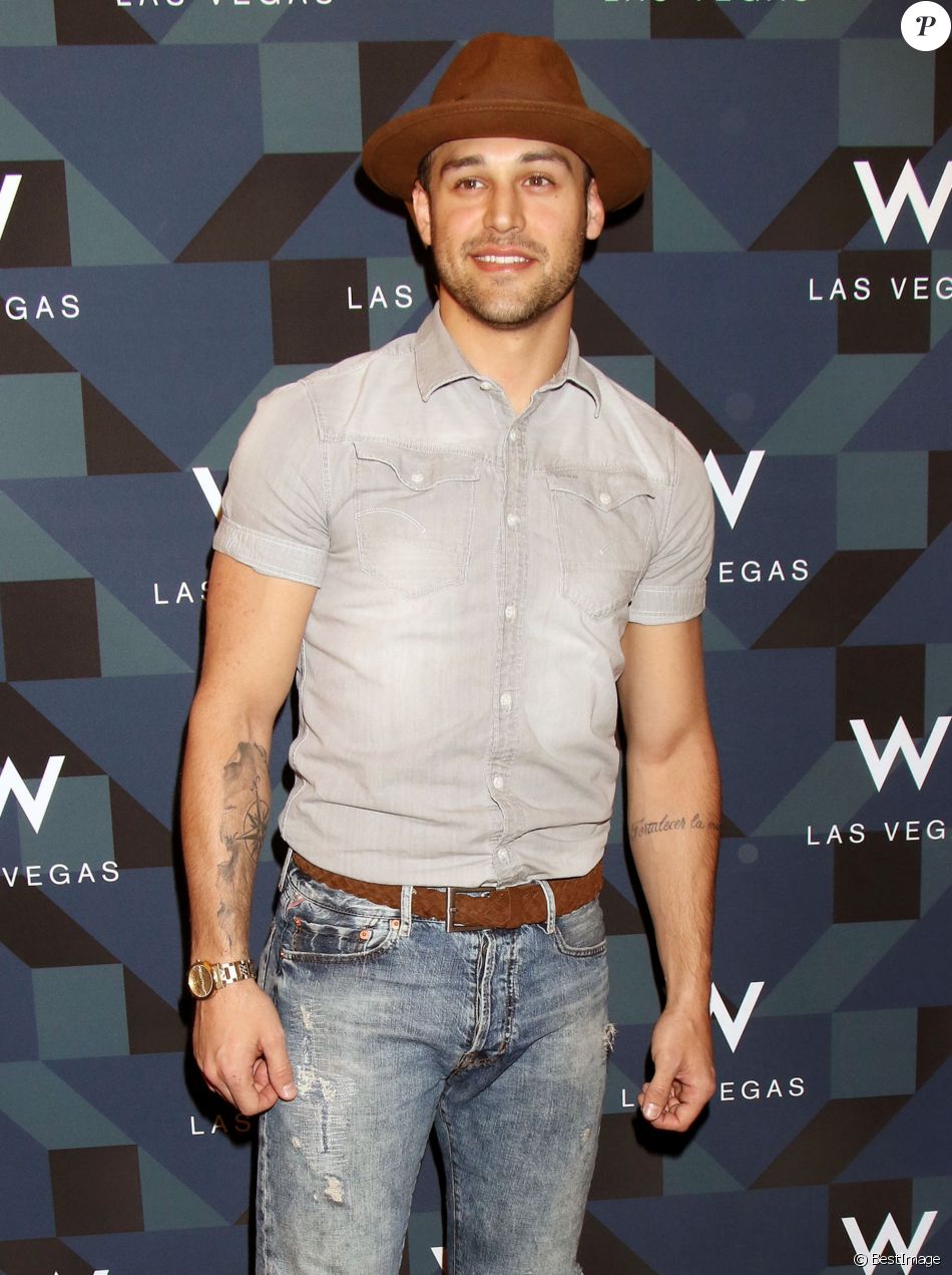 Ryan Guzman à la soirée d'ouverture de l'hôtel W à Las Vegas, le 31 ...
