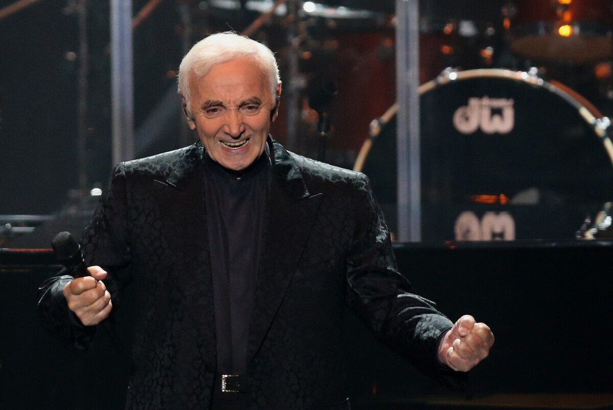 Photo : Charles Aznavour en concert au "Crocus City Hall" à Moscou, le ...