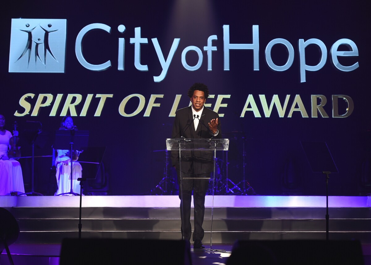 Photo : JAY-Z au gala "Music, Film and Entertainment Industries # ...