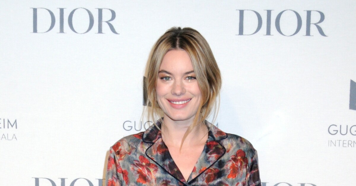 Camille Rowe : Radieuse devant Jaime King et Jorja Smith pour Dior ...