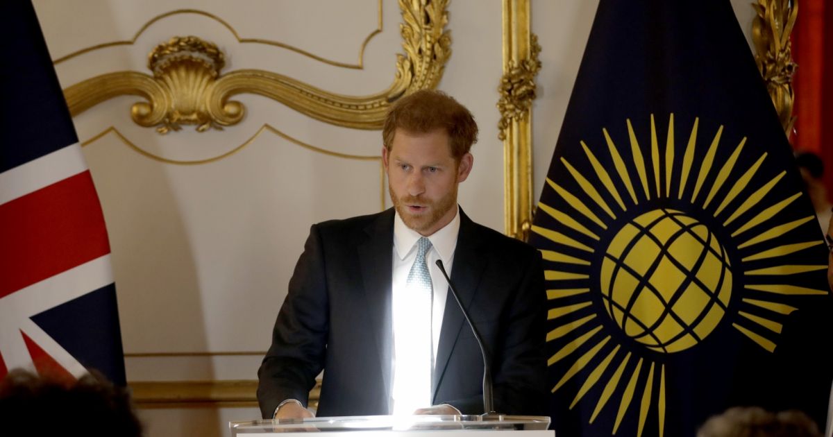 Le prince Harry, duc de Sussex, lors d'un déjeuner avec des membres du ...