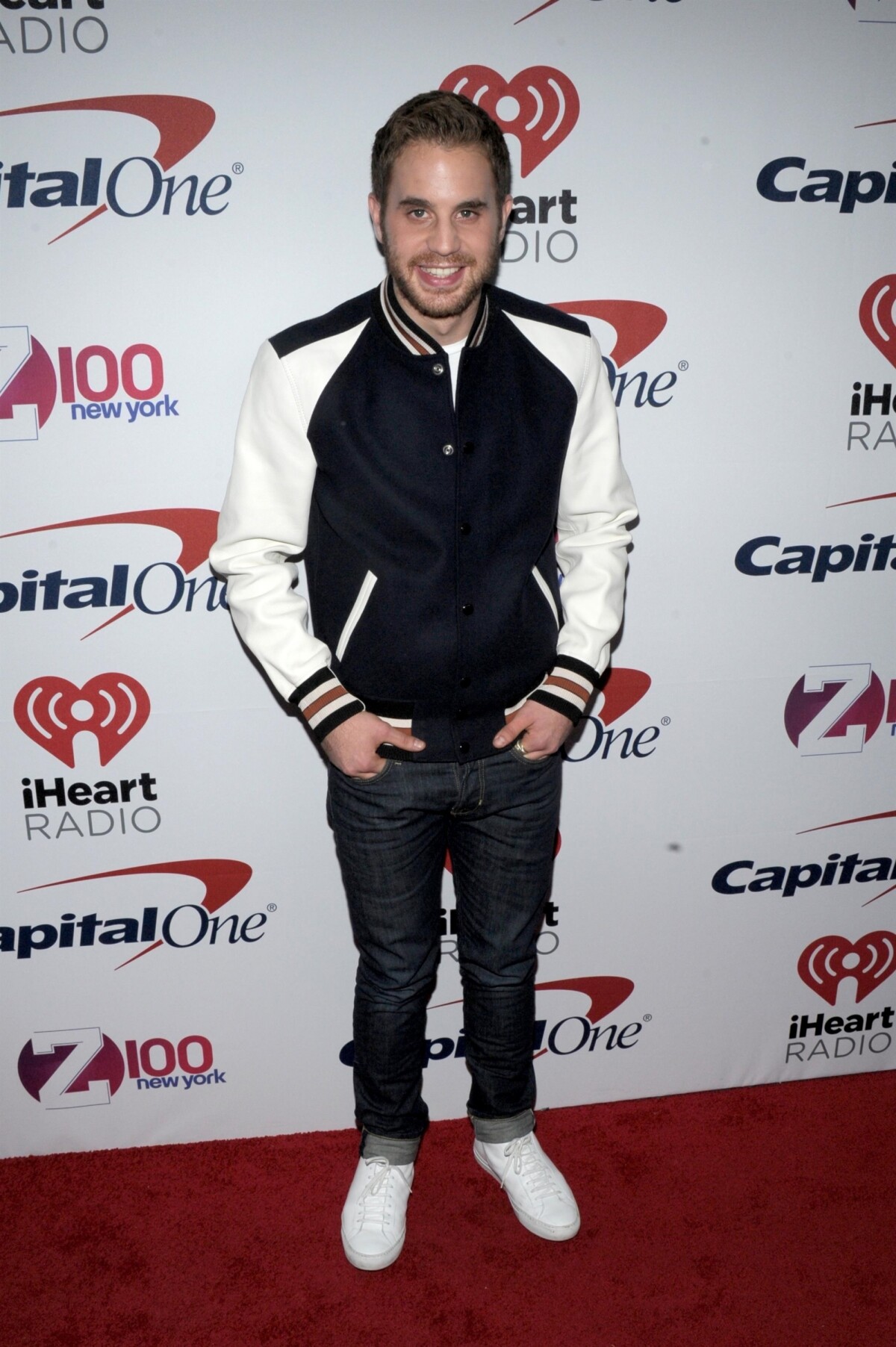 Photo : Ben Platt à la soirée Z100's Jingle Ball sur Madison Square ...