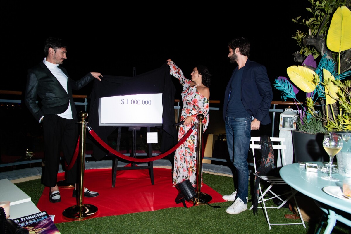 Photo : Exclusif - Benjamin Belin, Sandra Sisley et Simon Taglioni ...