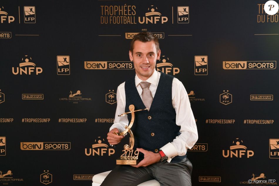 Clément Turpin (meilleur arbitre de Ligue 1) lors de la 28e cérémonie ...
