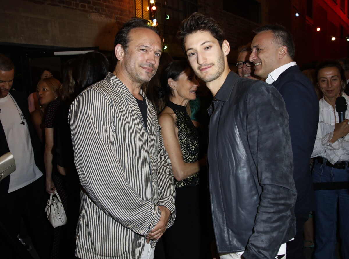 Photo : Vincent Perez et Pierre Niney assistent à la soirée de ...