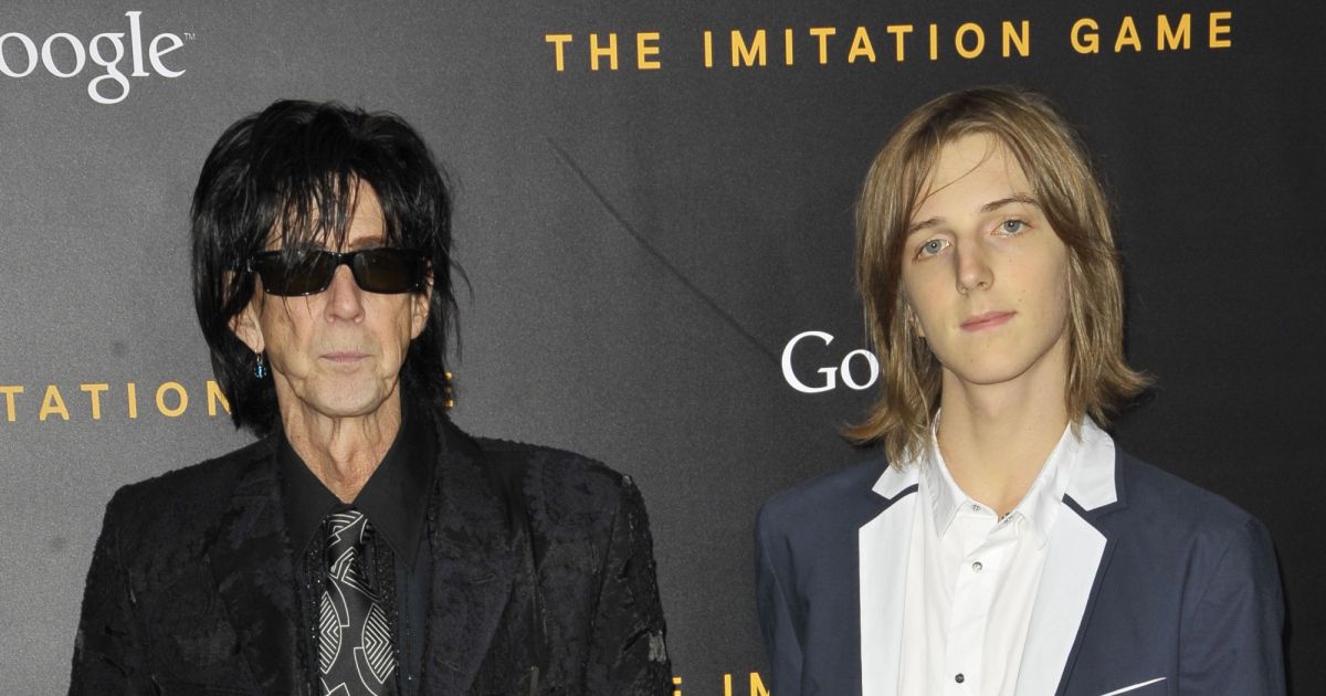Rick Ocasek and son fils - Première du film The Imitation Game à Los ...