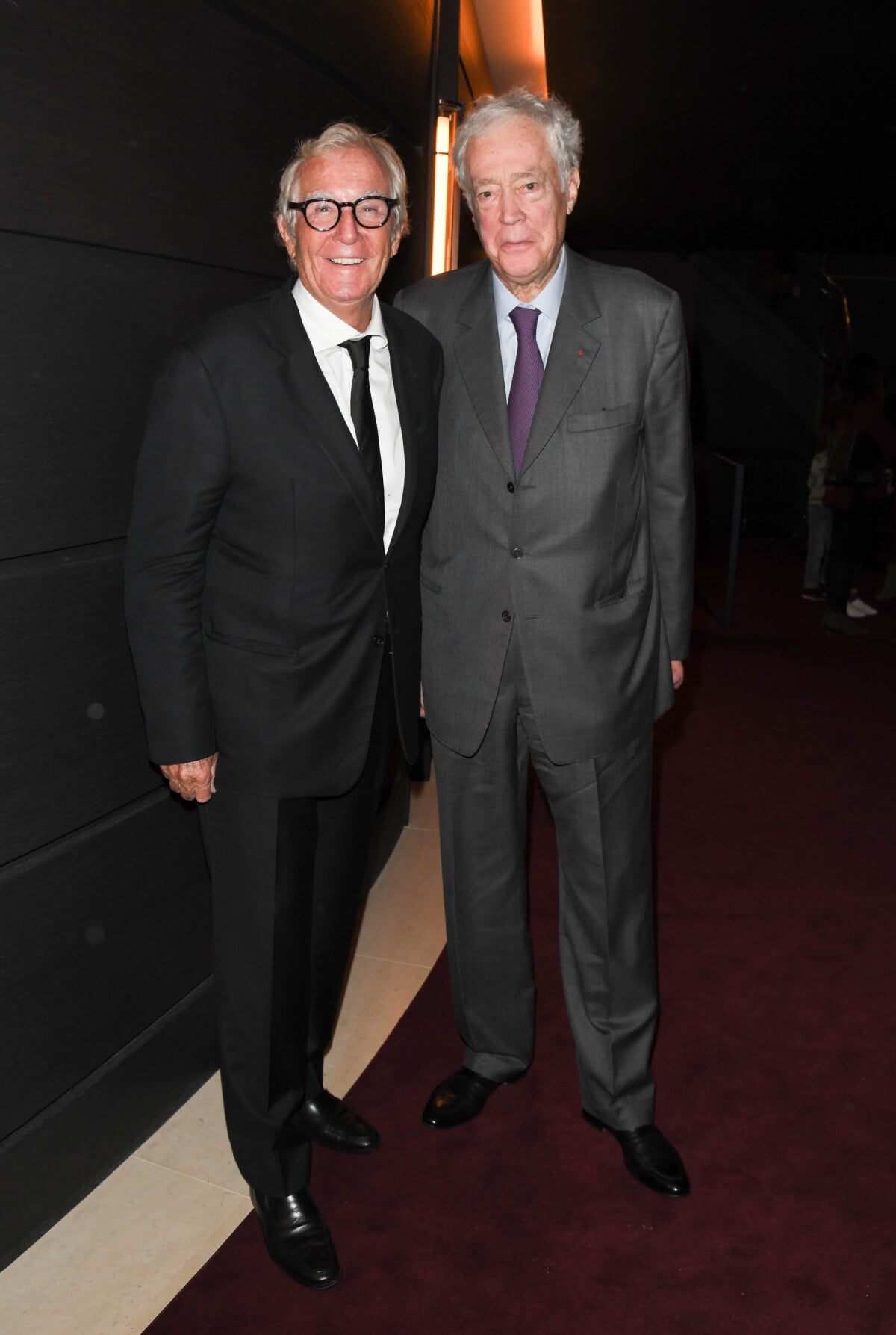 Photo : Exclusif - Gabriel Sonier et Jean Burelle au Théâtre Marigny à ...