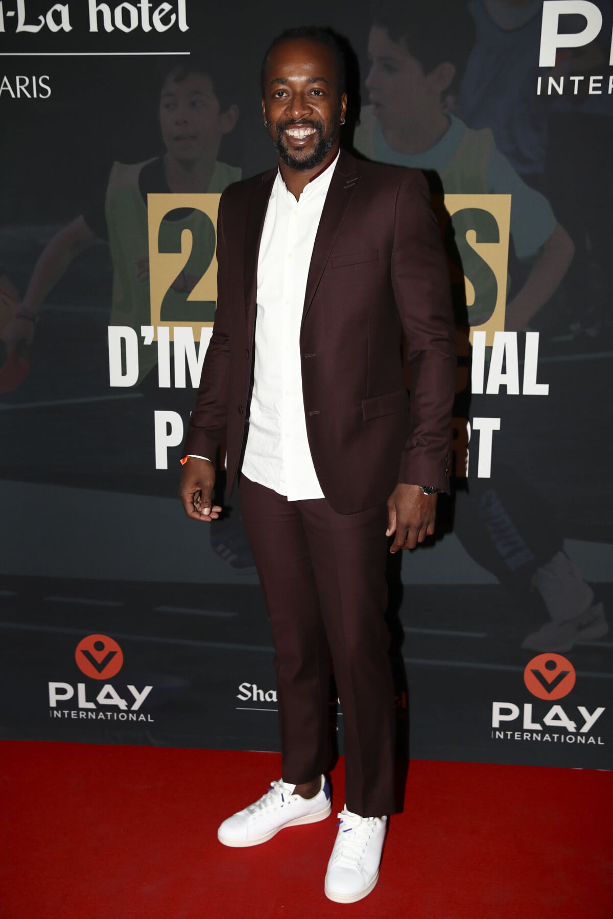 Photo : Sidney Govou - Play International fête son 20ème anniversaire ...