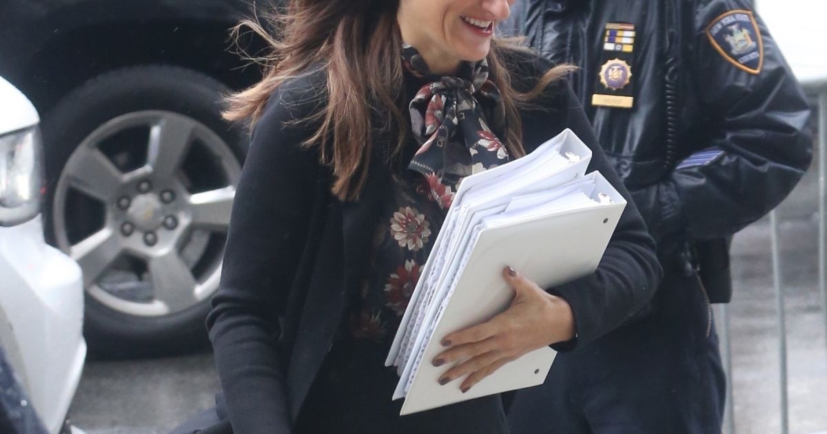 Donna Rotunno, avocate de Harvey Weinstein - Harvey Weinstein arrive à la cours en déambulateur ...