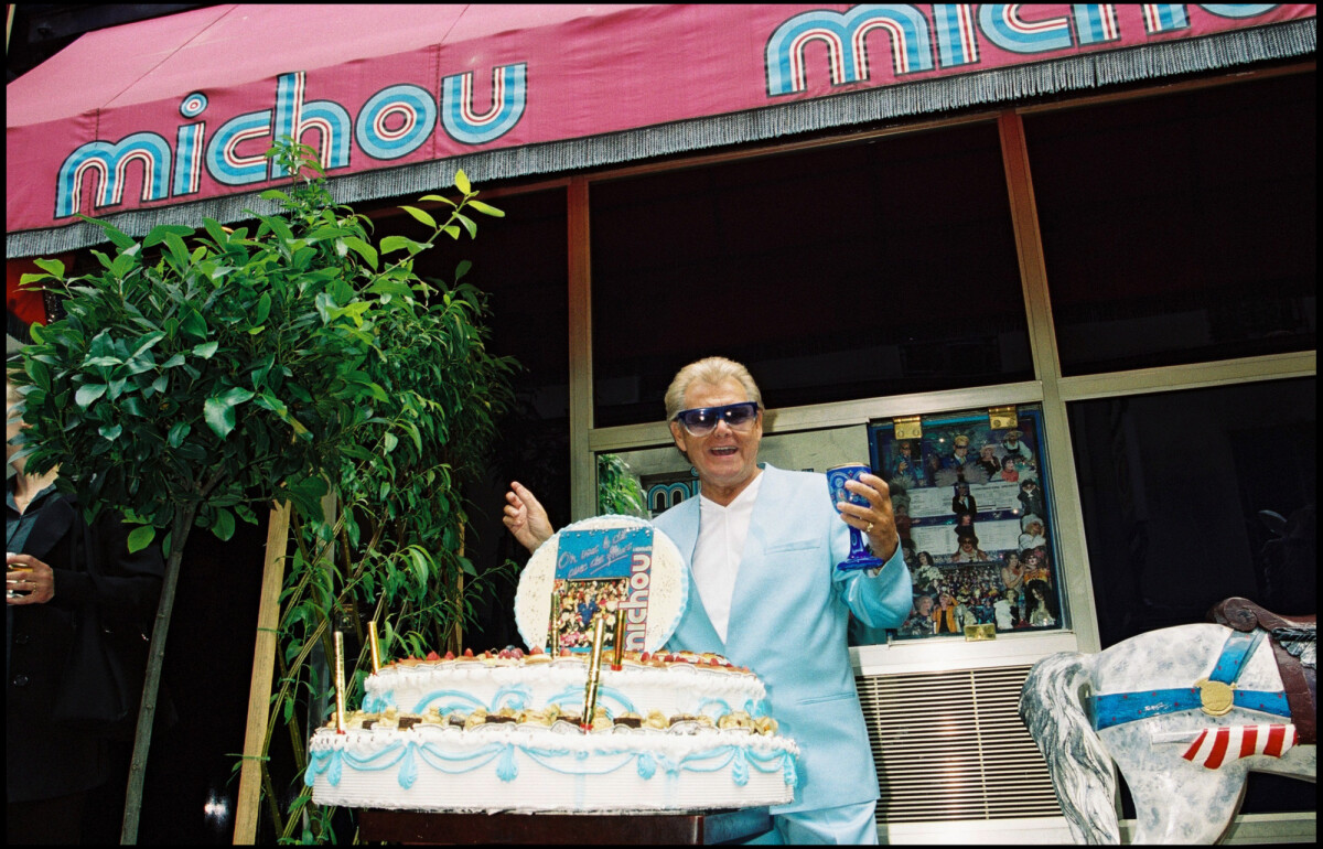 Photo : Michou fête ses 70 ans Chez Michou le 12/06/2001 - Purepeople