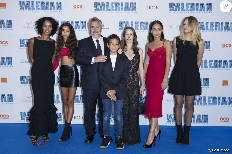Luc Besson, sa femme Virginie Besson-Silla et ses enfants Thalia Besson ...