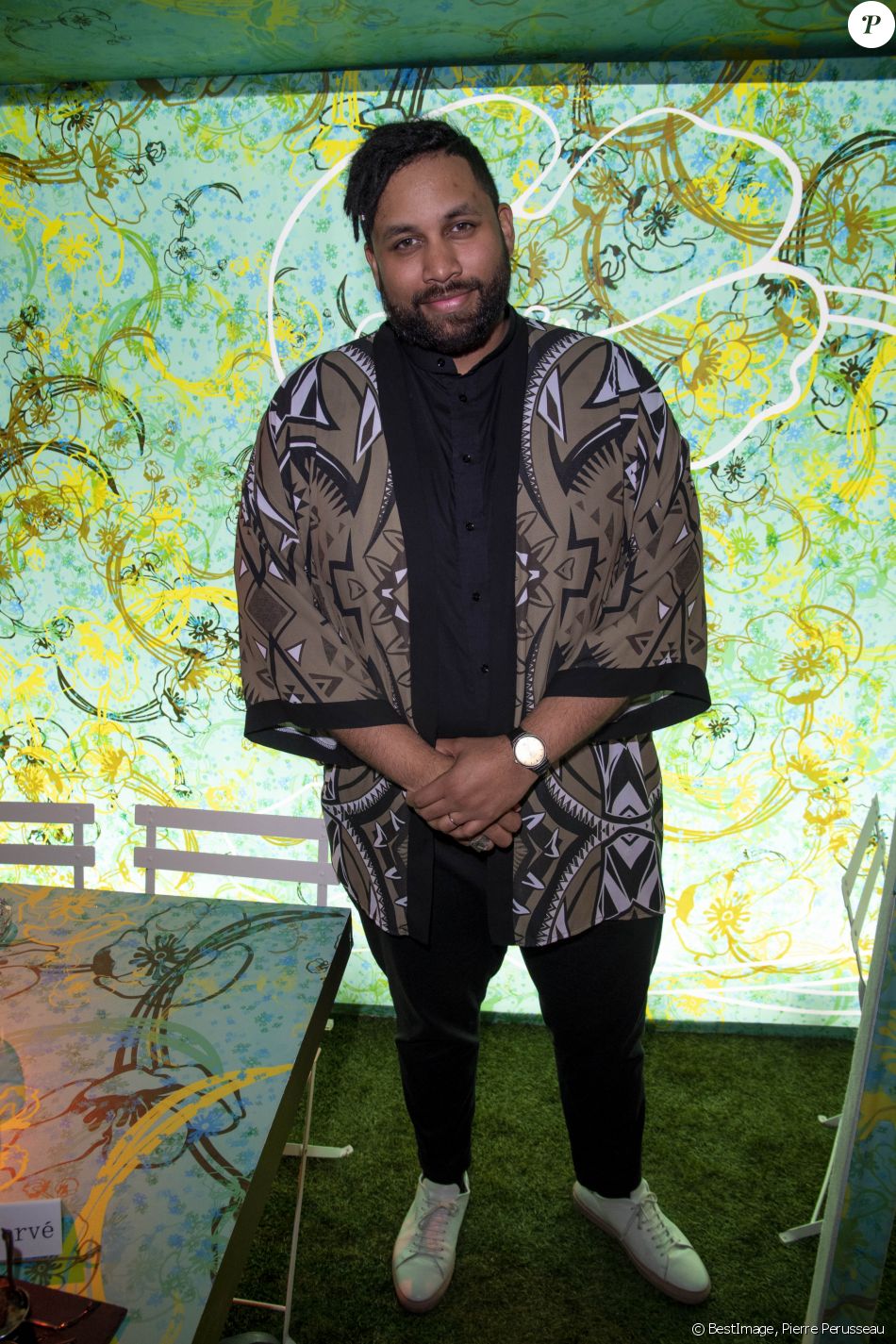 Exclusif - Kevin Razy - Soirée de lancement Loox à la suite Sandra and ...