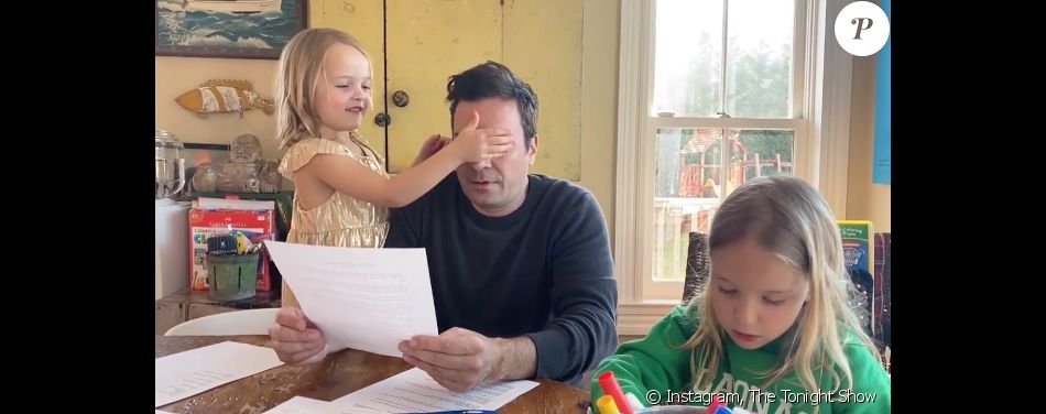 Jimmy Fallon et ses deux filles, Frances et Winnie. Mars 2020. - Purepeople