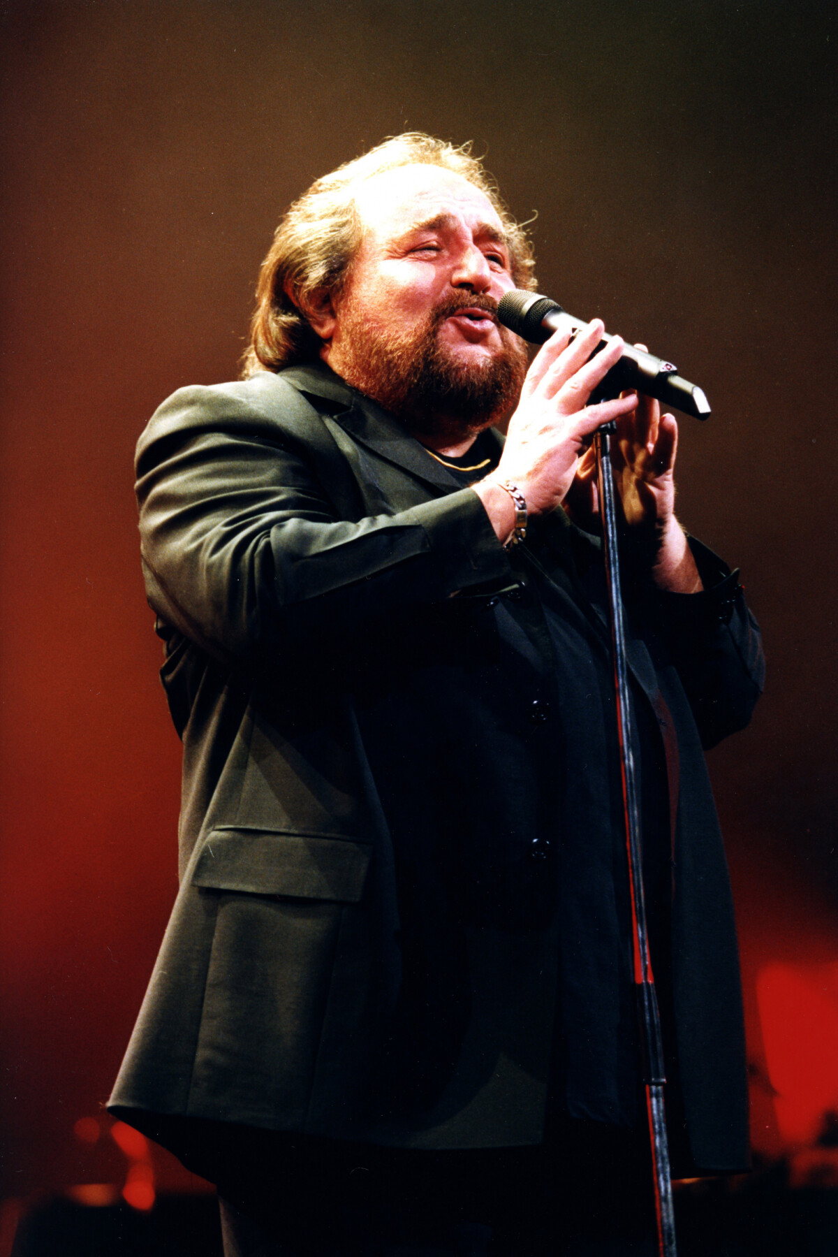Photo : Archives - Richard Anthony au Zenith de Paris en 1998 - Purepeople
