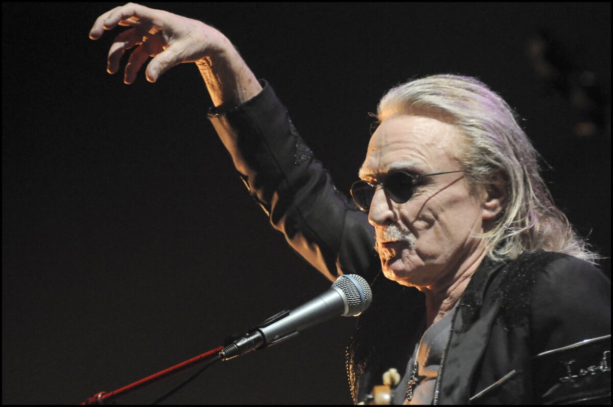 Photo : Christophe (Daniel Bevilacqua), en concert en janvier 2011 à ...