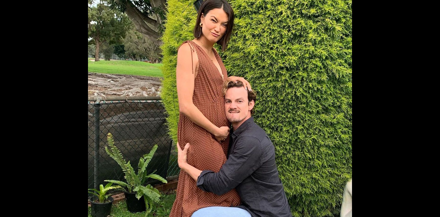 Luke Cook (Sabrina) bientôt papa et marié à Kara Wilson, enceinte ...