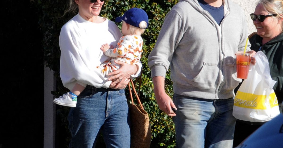Exclusif - Kirsten Dunst, son compagnon Jesse Plemons et leur fils ...