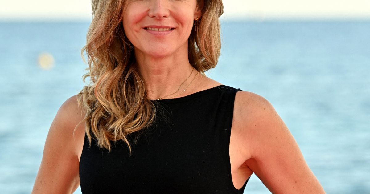 Laure Guibert durant le photocall sur le ponton du Majectic pour la ...