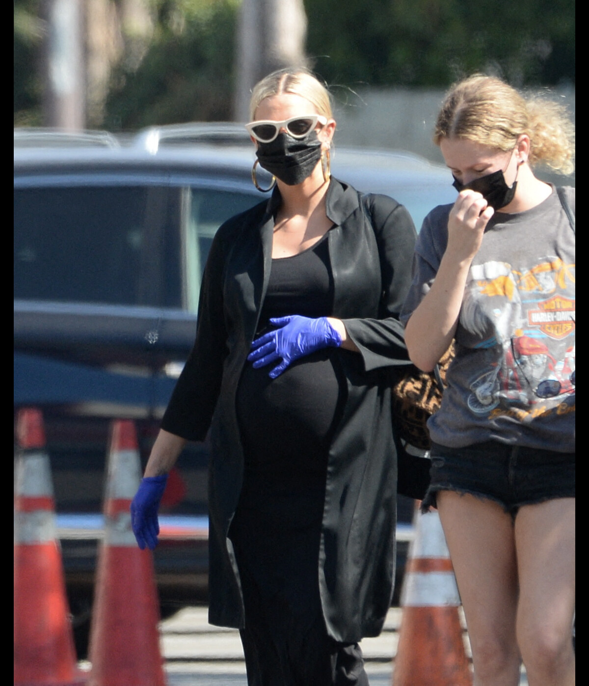 Photo : Exclusif - Ashlee Simpson enceinte fait ses courses chez Gelson ...