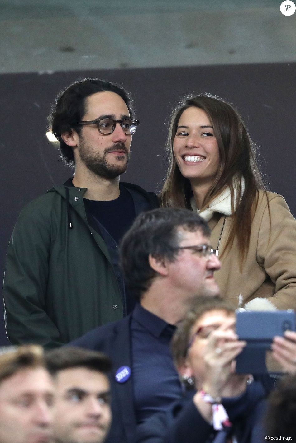 Thomas Hollande et sa compagne Emilie Broussouloux lors du match de ...