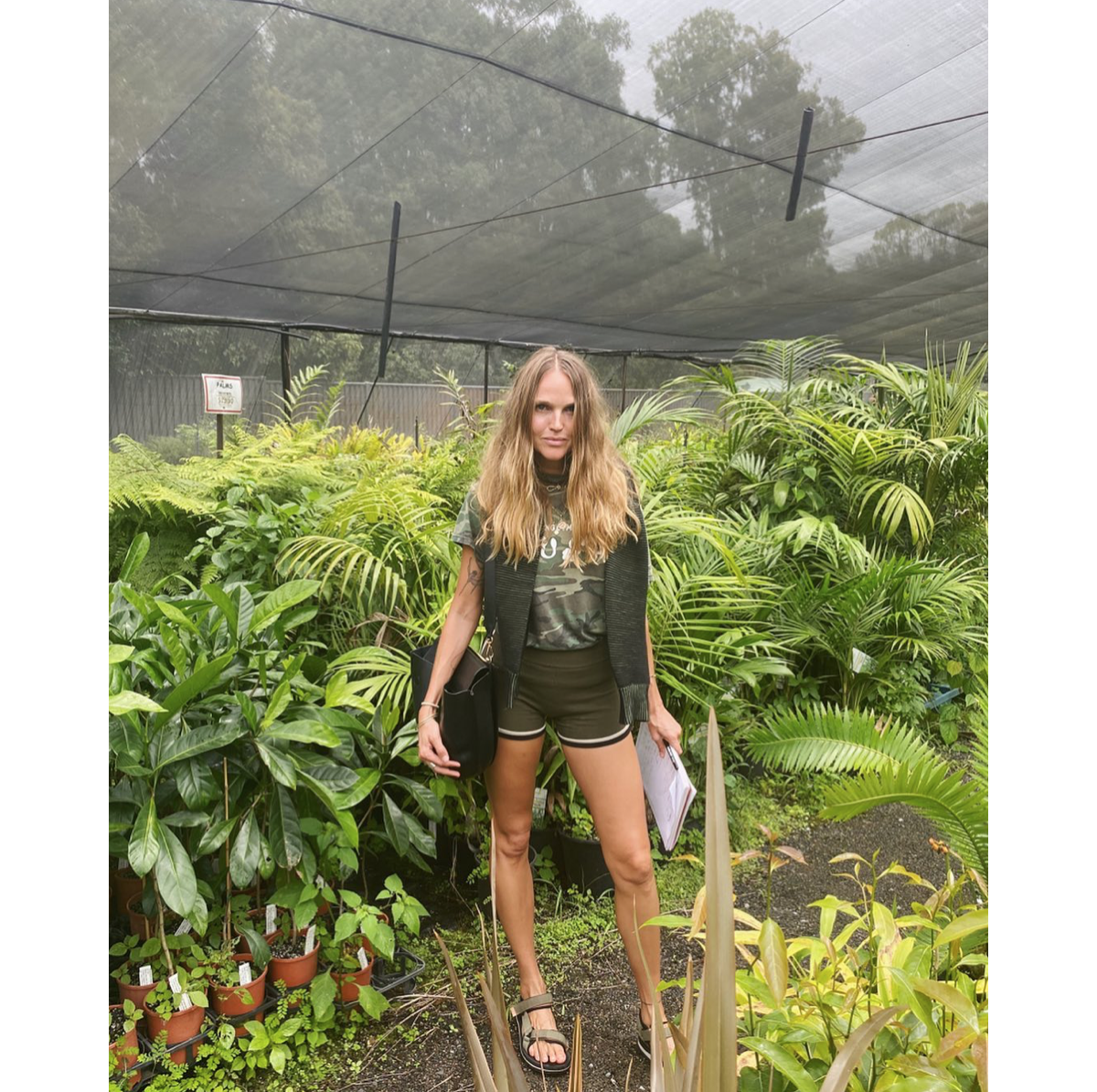 Vidéo : Laura May en janvier 2021. - Purepeople