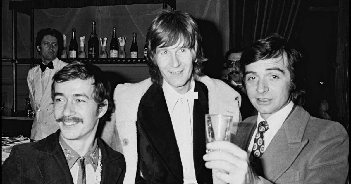 Les Charlots à Paris en 1977. - Purepeople