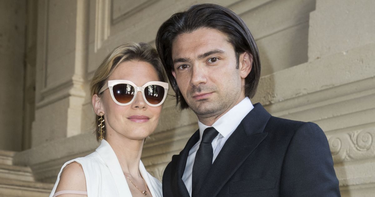 Gautier Capuçon et sa femme Delphine au défilé de mode Valentino Hommes ...