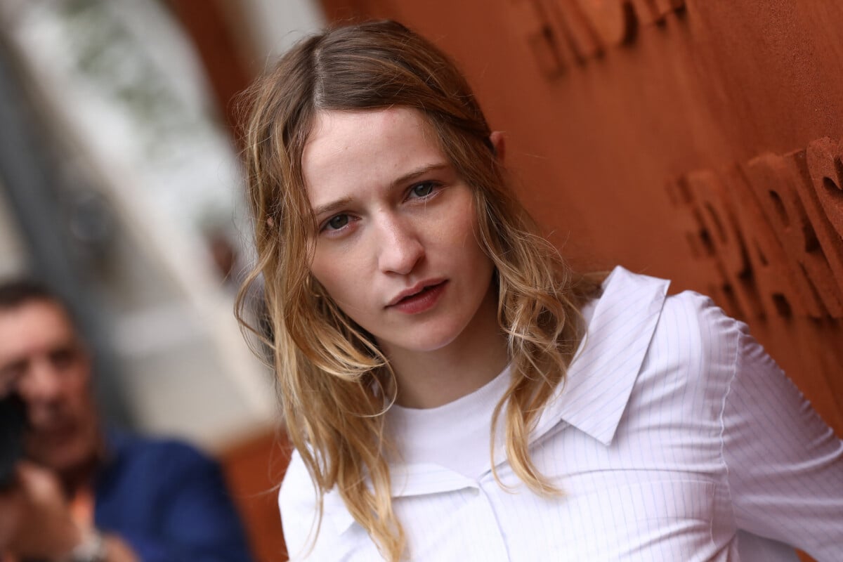 Photo : Christa Theret au village lors des internationaux de France de ...