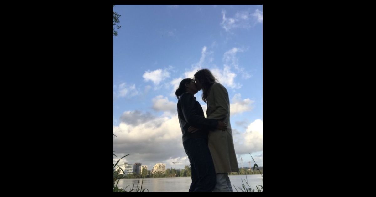Christa Théret et sa compagne Audrey sur Instagram. Le 16 mai 2021 ...