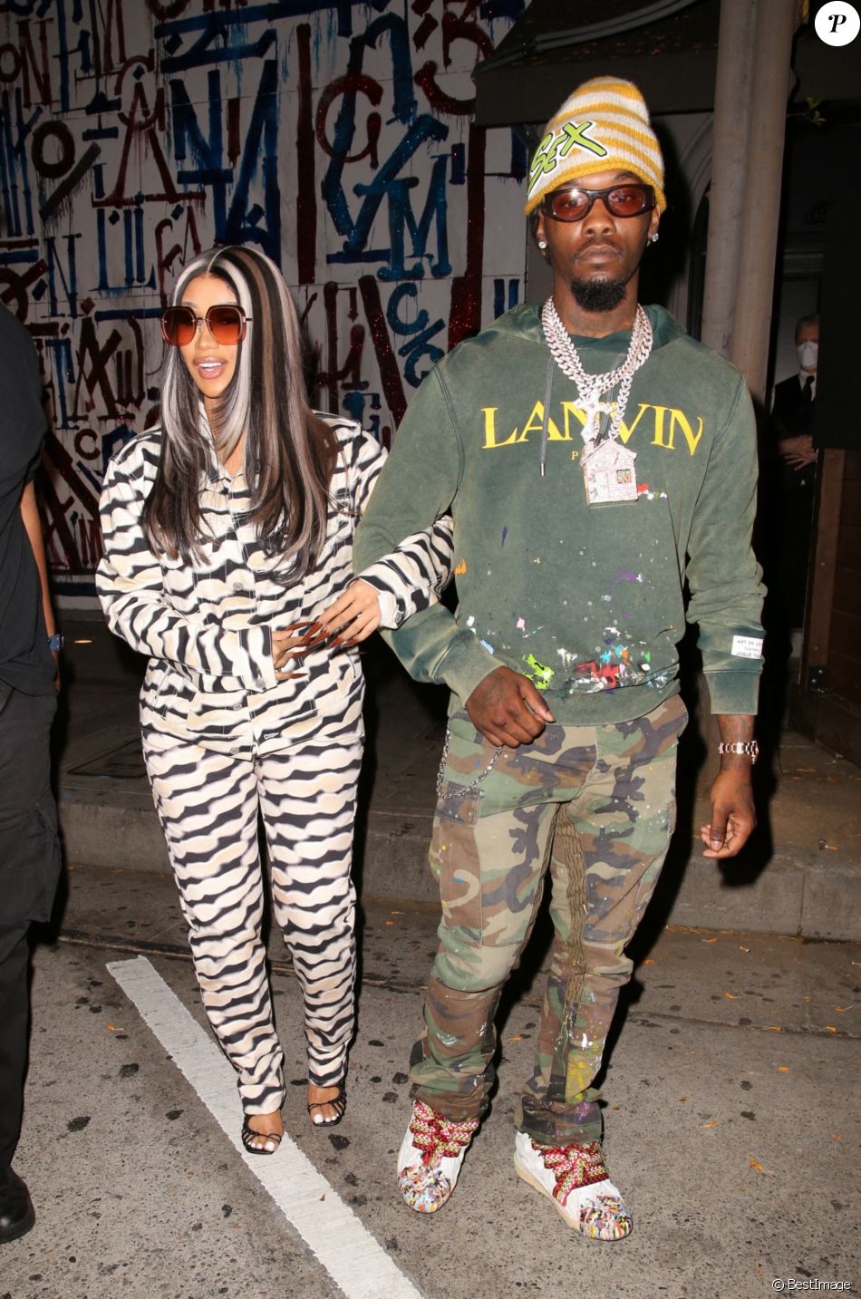 Cardi B Et Son Mari Le Rappeur Offset Quittent Craigs à West Hollywood Le 30 Avril 2021