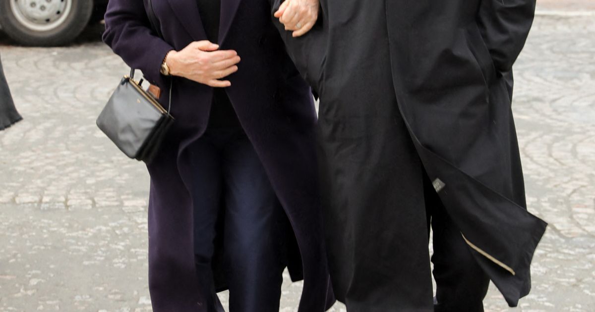Sylvie Vartan et son mari Tony Scotti - Arrivées à la messe anniversaire à la mémoire de Pierre ...