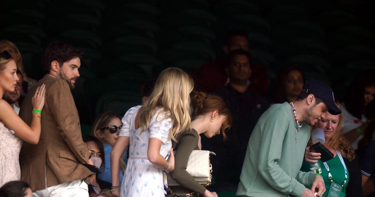 Roxy Horner, Jack Whitehall, Phoebe Dynevor et Pete Davidson au tournoi ...